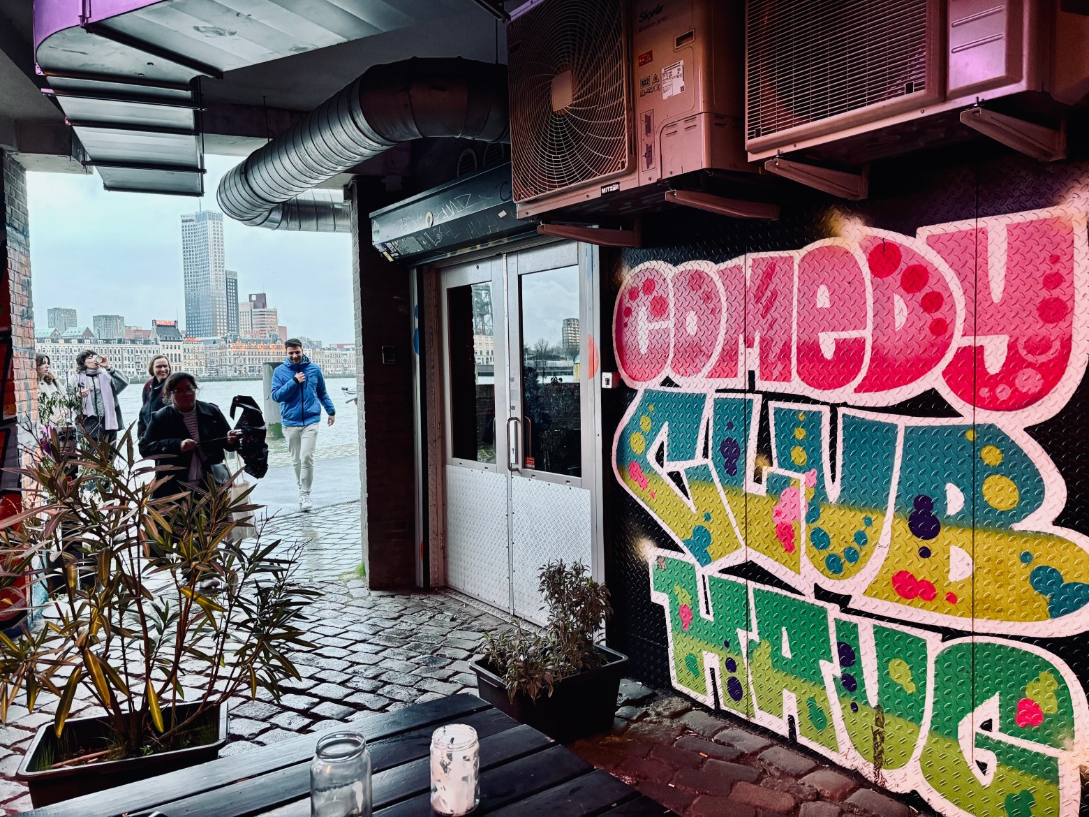 Stand-up Comedy in Rotterdam: Club Haug – Een avondje huilen van het ...