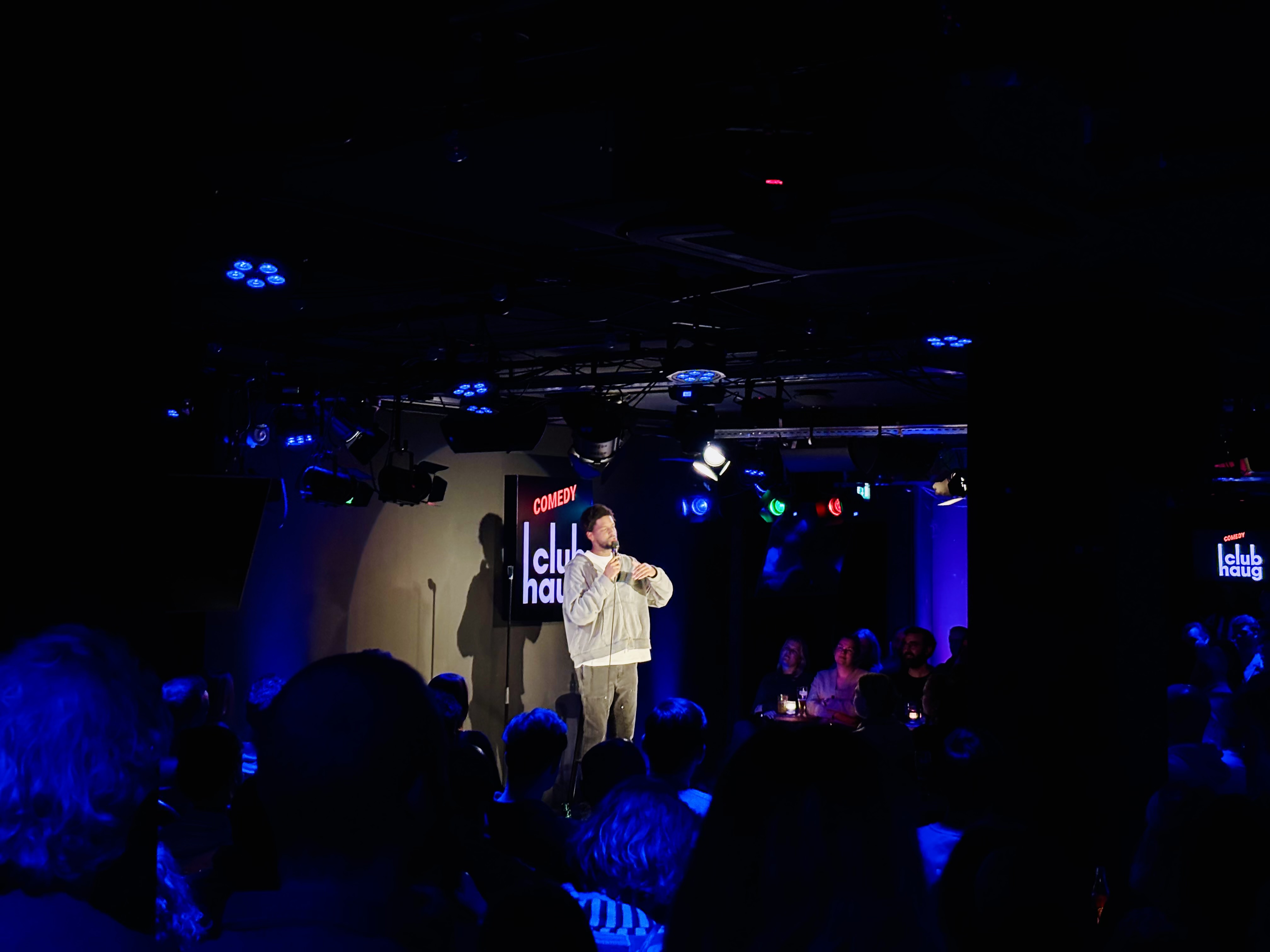 Stand-up Comedy in Rotterdam: Club Haug – Een avondje huilen van het ...